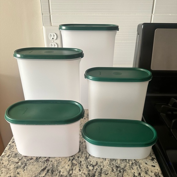 Tupperware | Kitchen | Tupperware Euc Modular Mates Oval 2345 Storage ...